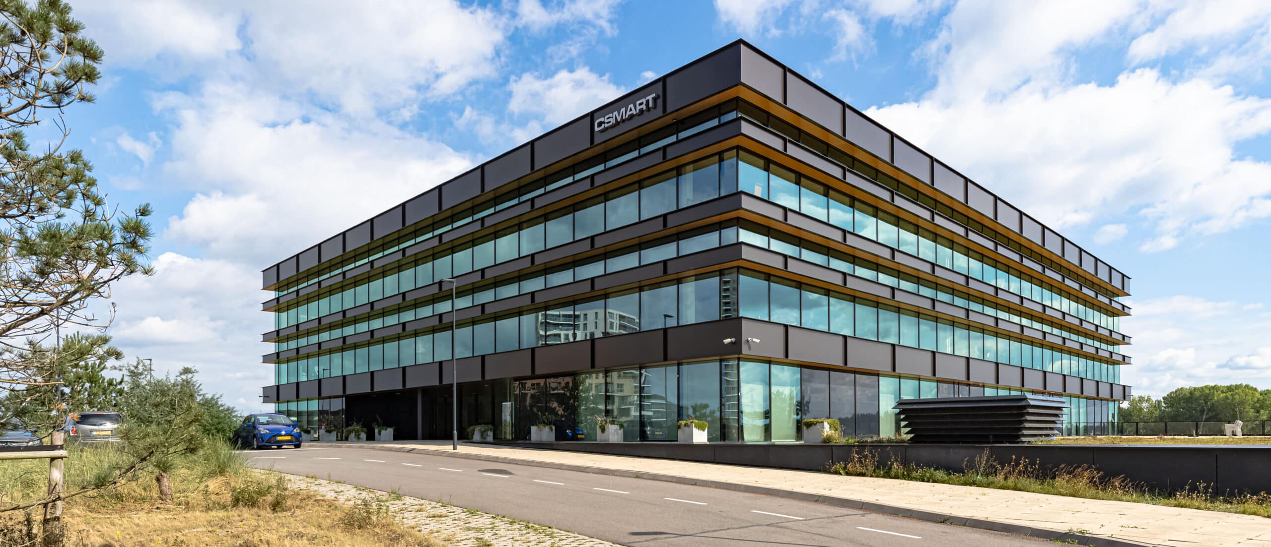 CSmart Almere - Leebo